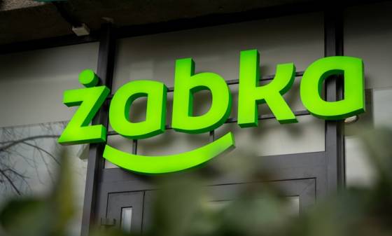 Grupa Żabka: 1 mld zł zysku i 12 339 sklepów w 2025